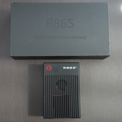 【Ubuntu日和】【第28回】手のひらサイズの小型PCである「R86S」で夢の10GbE生活 - PC Watch