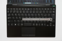 【Hothotレビュー】スタミナ抜群で1kg切り！モバイルノートとして一級品の「VAIO SX12」 - PC Watch