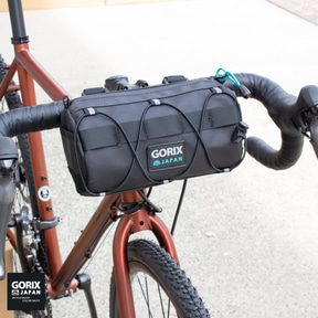 自転車パーツブランドのGORIX、2Lの防水フロントバッグ。補給食や小物、スマホ入れに - トラベル Watch