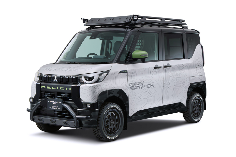 三菱 新型デリカミニ×コールマン、車中泊対応カスタムカーを東京オートサロンに参考出品 - トラベル Watch