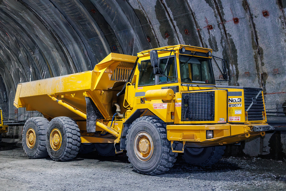 NATM工法とは？ レア重機もずらり揃った東海環状道 養老トンネルの工事現場を見てきた - トラベル Watch